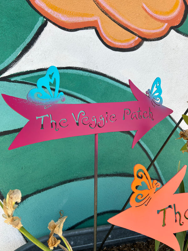 Spring Directional Signs - Garden Deva