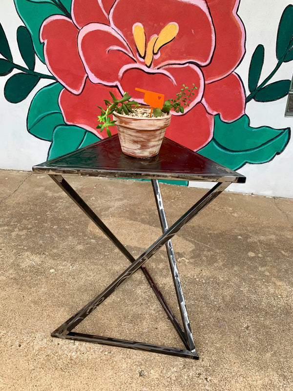 Twister Table - Garden Deva