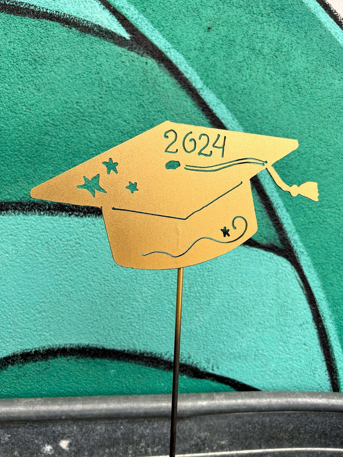 Graduation Cap Pole - Garden Deva